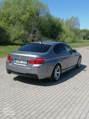 Grey BMW 525 2010 in Siauliai, with an engine capacity of 3.00 L and mileage of 294 thousand km for 10950 €, photo 15 on AUTOMOTO.COM.LV