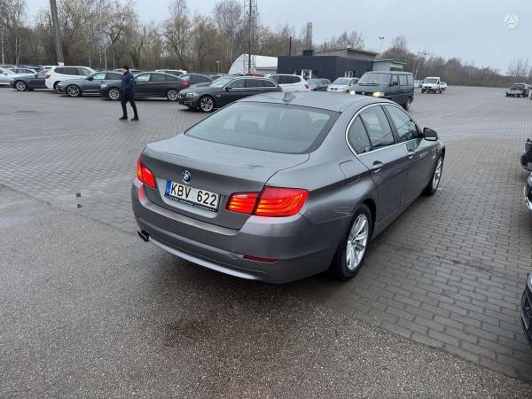 Grey BMW 525 2010 in Marijampole, with an engine capacity of 2.99 L and mileage of 362 thousand km for 7150 €, photo 3 on AUTOMOTO.COM.LV
