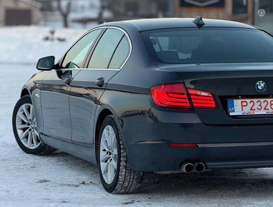 Pelēks BMW 525 2010 Raseiniai, ar dzinēja tilpumu 2.99 L un nobraukumu 236 tūkst. km par 7799 €, foto 9 vietnē AUTOMOTO.COM.LV
