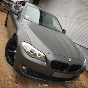 Pelēks BMW 525 2010 Rīga, ar dzinēja tilpumu 3.00 L un nobraukumu 315 tūkst. km par 9970 €, foto  vietnē AUTOMOTO.COM.LV