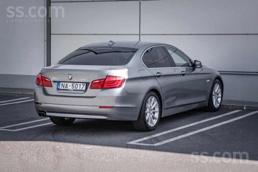 Pelēks BMW 525 2010 Rīga, ar dzinēja tilpumu 3.00 L un nobraukumu 353 tūkst. km par 9500 €, foto 5 vietnē AUTOMOTO.COM.LV