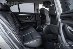 Pelēks BMW 525 2010 Rīga, ar dzinēja tilpumu 3.00 L un nobraukumu 353 tūkst. km par 9500 €, foto 12 vietnē AUTOMOTO.COM.LV