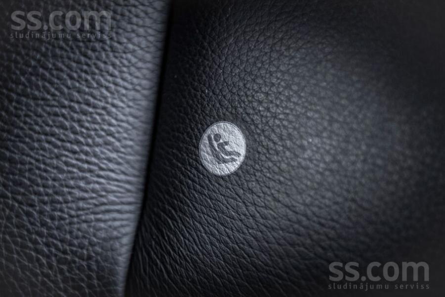 Pelēks BMW 525 2010 Rīga, ar dzinēja tilpumu 3.00 L un nobraukumu 353 tūkst. km par 9500 €, foto 14 vietnē AUTOMOTO.COM.LV