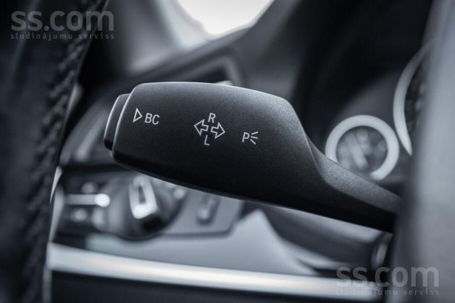 Pelēks BMW 525 2010 Rīga, ar dzinēja tilpumu 3.00 L un nobraukumu 353 tūkst. km par 9500 €, foto 16 vietnē AUTOMOTO.COM.LV