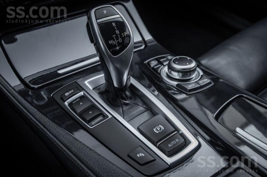 Pelēks BMW 525 2010 Rīga, ar dzinēja tilpumu 3.00 L un nobraukumu 353 tūkst. km par 9500 €, foto 22 vietnē AUTOMOTO.COM.LV