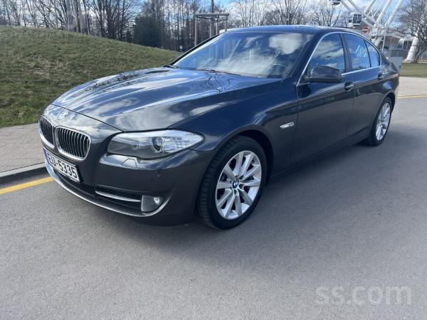 Pelēks BMW 525 2010 Rīga, ar dzinēja tilpumu 3.00 L un nobraukumu 283 tūkst. km par 9500 €, foto 2 vietnē AUTOMOTO.COM.LV