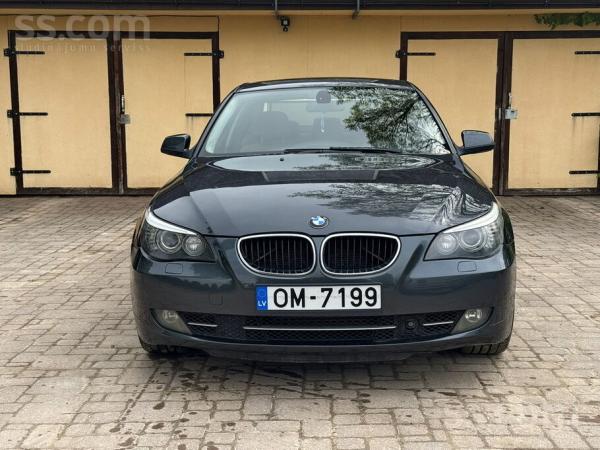 Pelēks BMW 525 2010 Rīga, ar dzinēja tilpumu 3.00 L un nobraukumu 323 tūkst. km par 6350 €, foto 1 vietnē AUTOMOTO.COM.LV