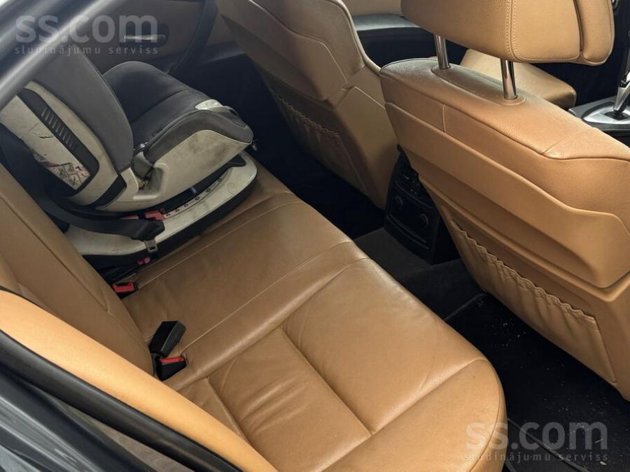 Pelēks BMW 525 2010 Rīga, ar dzinēja tilpumu 3.00 L un nobraukumu 323 tūkst. km par 6350 €, foto 11 vietnē AUTOMOTO.COM.LV