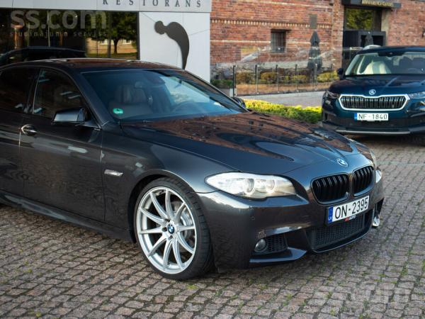 Pelēks BMW 525 2010 Liepāja, ar dzinēja tilpumu 3.00 L un nobraukumu 273 tūkst. km par 13000 €, foto 7 vietnē AUTOMOTO.COM.LV
