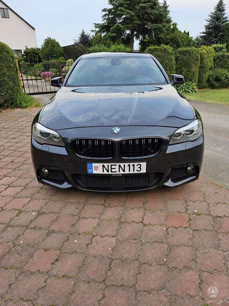 Grey BMW 525 2010 in Vilnius, with an engine capacity of 2.99 L and mileage of 323 thousand km for 10000 €, photo 9 on AUTOMOTO.COM.LV