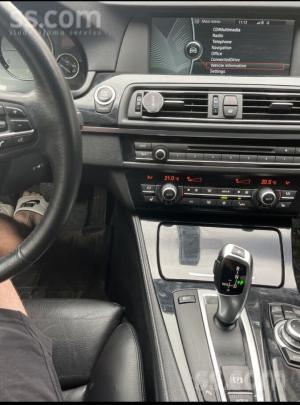 Grey BMW 525 2010 in Ventspils, with an engine capacity of 3.00 L and mileage of 195 thousand km for 8200 €, photo 6 on AUTOMOTO.COM.LV