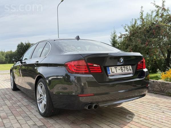 БМВ 525 2010 в Рига на AUTOMOTO.COM.LV Серый БМВ 525 2010 в Рига, объемом двигателя 3.00 л и пробегом 411 тыс. км за 8500 €, фото 8 на AUTOMOTO.COM.LV