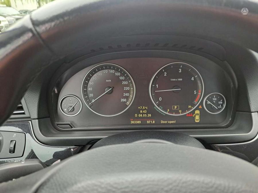 Pelēks BMW 525 2010 Marijampole, ar dzinēja tilpumu 2.99 L un nobraukumu 363 tūkst. km par 7150 €, foto 8 vietnē AUTOMOTO.COM.LV