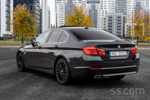 Grey BMW 525 2010 in Riga, with an engine capacity of 3.00 L and mileage of 425 thousand km for 8270 €, photo 22 on AUTOMOTO.COM.LV