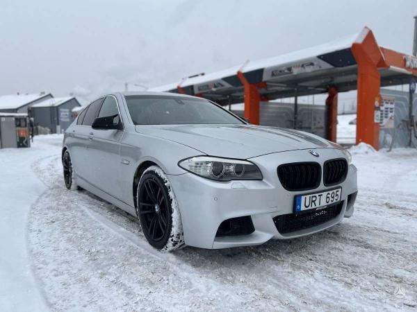 Grey BMW 525 2011 in Vilnius, with an engine capacity of 2.99 L and mileage of 238 thousand km for 8200 €, photo 1 on AUTOMOTO.COM.LV