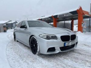 Grey BMW 525 2011 in Vilnius, with an engine capacity of 2.99 L and mileage of 238 thousand km for 8200 €, photo  on AUTOMOTO.COM.LV