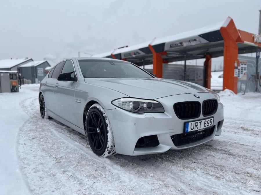 Pelēks BMW 525 2011 Viļņa, ar dzinēja tilpumu 2.99 L un nobraukumu 238 tūkst. km par 8200 €, foto 1 vietnē AUTOMOTO.COM.LV