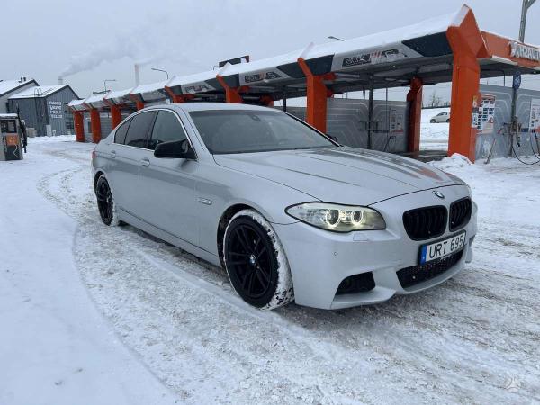 Grey BMW 525 2011 in Vilnius, with an engine capacity of 2.99 L and mileage of 238 thousand km for 8200 €, photo 2 on AUTOMOTO.COM.LV