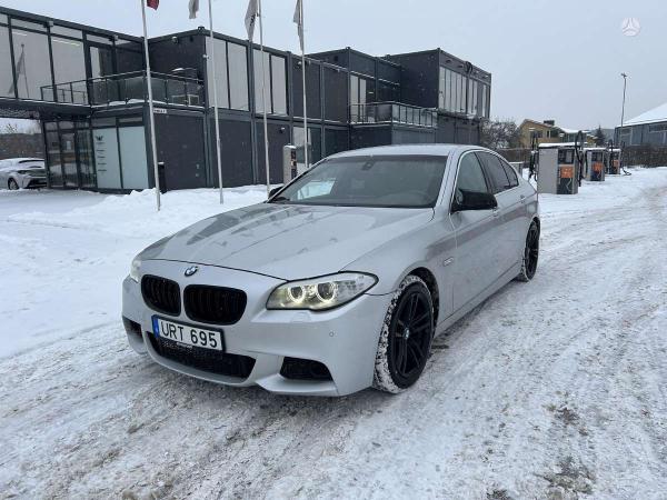 Grey BMW 525 2011 in Vilnius, with an engine capacity of 2.99 L and mileage of 238 thousand km for 8200 €, photo 3 on AUTOMOTO.COM.LV