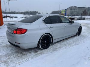 Pelēks BMW 525 2011 Viļņa, ar dzinēja tilpumu 2.99 L un nobraukumu 238 tūkst. km par 8200 €, foto 10 vietnē AUTOMOTO.COM.LV