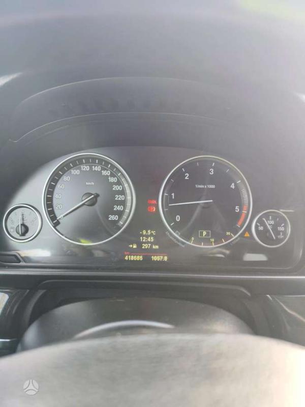 Grey BMW 525 2011 in Kelme, with an engine capacity of 2.99 L and mileage of 418 thousand km for 9150 €, photo 10 on AUTOMOTO.COM.LV