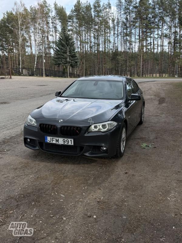 Pelēks BMW 525 2011 Jonava, ar dzinēja tilpumu 3.00 L un nobraukumu 399 tūkst. km par 7300 €, foto 2 vietnē AUTOMOTO.COM.LV