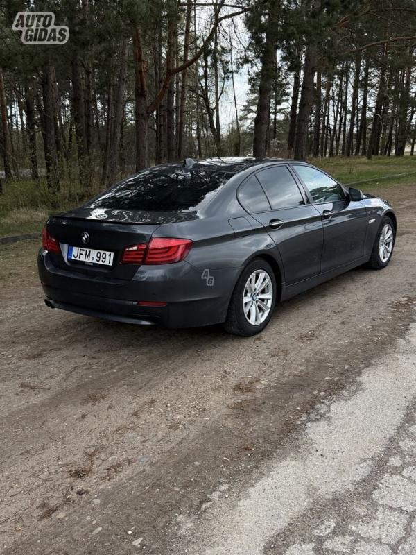 Pelēks BMW 525 2011 Jonava, ar dzinēja tilpumu 3.00 L un nobraukumu 399 tūkst. km par 7300 €, foto 4 vietnē AUTOMOTO.COM.LV