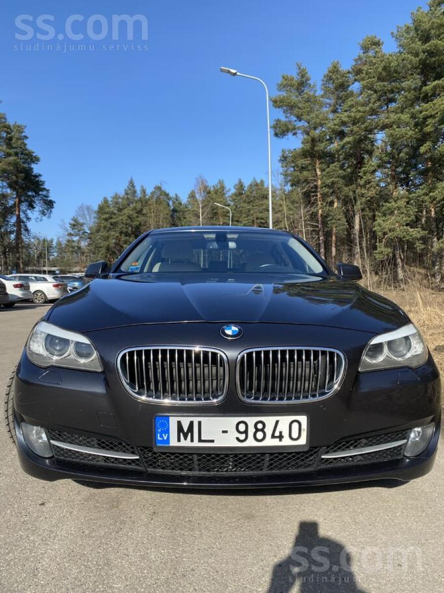 Pelēks BMW 525 2011 Rīga, ar dzinēja tilpumu 2.90 L un nobraukumu 292 tūkst. km par 7000 €, foto 14 vietnē AUTOMOTO.COM.LV