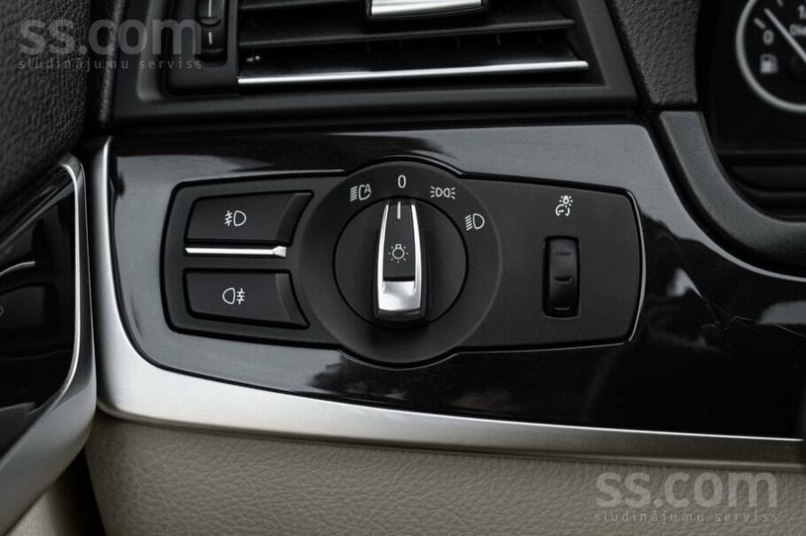 Grey BMW 525 2011 in Riga, with an engine capacity of 2.00 L and mileage of 289 thousand km for 9250 €, photo 28 on AUTOMOTO.COM.LV