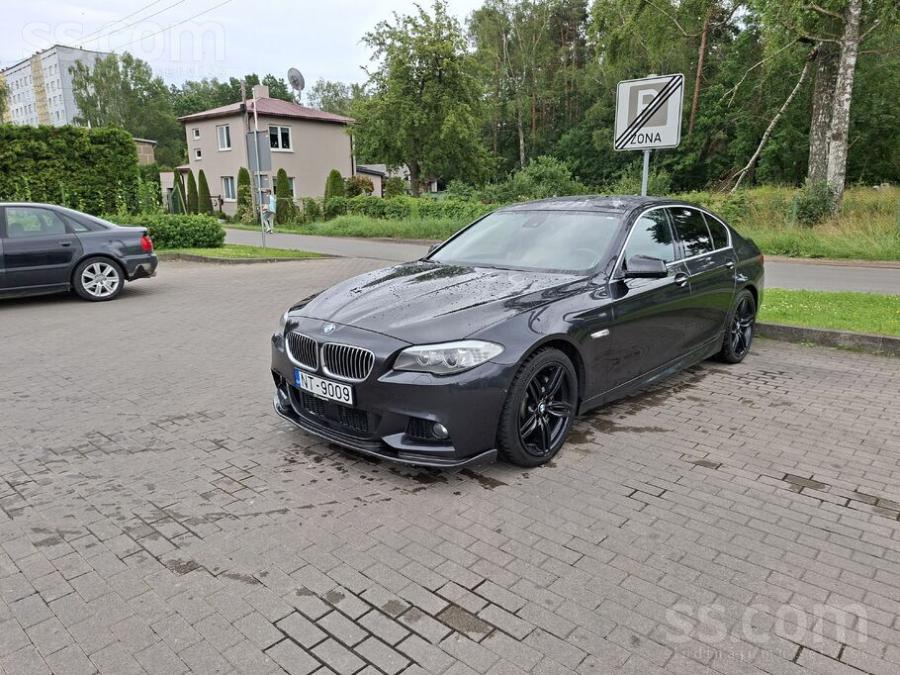 Grey BMW 525 2011 in Jurmala, with an engine capacity of 3.00 L and mileage of 203 thousand km for 12500 €, photo 1 on AUTOMOTO.COM.LV