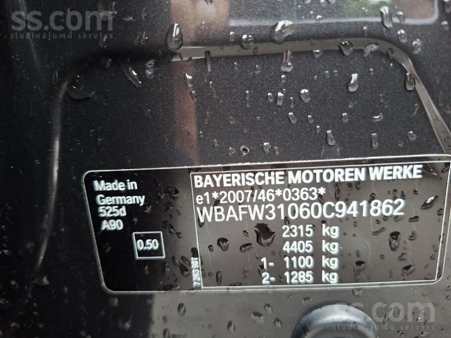 Grey BMW 525 2011 in Jurmala, with an engine capacity of 3.00 L and mileage of 203 thousand km for 12500 €, photo 7 on AUTOMOTO.COM.LV