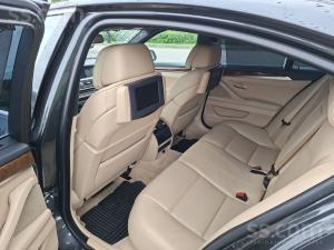 Grey BMW 525 2011 in Jurmala, with an engine capacity of 3.00 L and mileage of 203 thousand km for 12500 €, photo 8 on AUTOMOTO.COM.LV