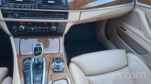 Grey BMW 525 2011 in Jurmala, with an engine capacity of 3.00 L and mileage of 203 thousand km for 12500 €, photo 9 on AUTOMOTO.COM.LV
