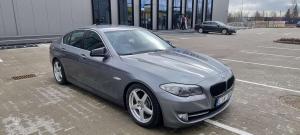 Grey BMW 525 2011 in Vilnius, with an engine capacity of 2.99 L and mileage of 247 thousand km for 7600 €, photo 4 on AUTOMOTO.COM.LV