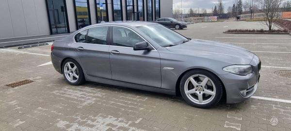 Серый БМВ 525 2011 в Вильнюс, объемом двигателя 2.99 л и пробегом 247 тыс. км за 7600 €, фото 4 на AUTOMOTO.COM.LV