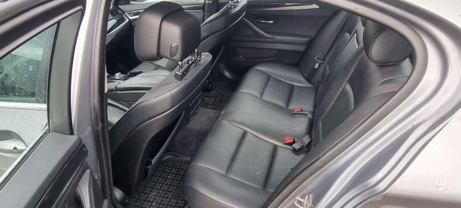 Grey BMW 525 2011 in Vilnius, with an engine capacity of 2.99 L and mileage of 247 thousand km for 7600 €, photo 11 on AUTOMOTO.COM.LV