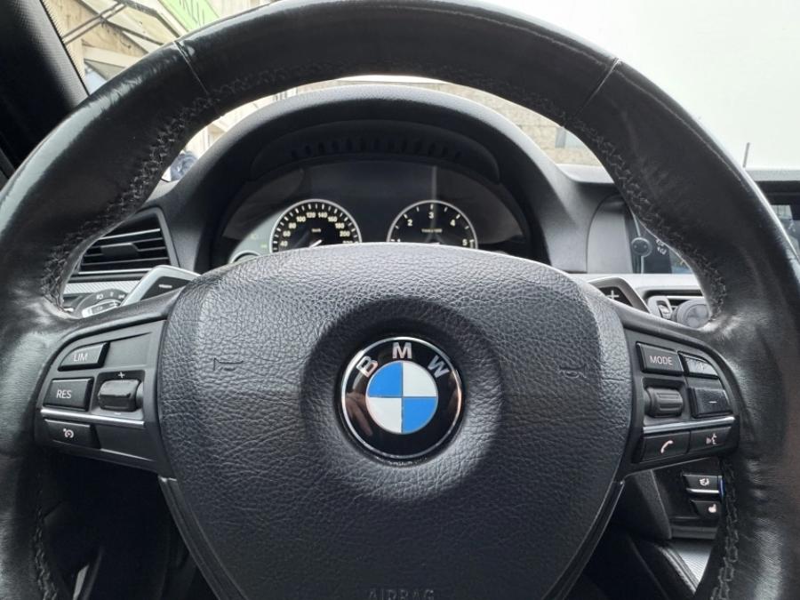 Pelēks BMW 525 2011 Rīga, ar dzinēja tilpumu 3.00 L un nobraukumu 240 tūkst. km par 13000 €, foto 4 vietnē AUTOMOTO.COM.LV