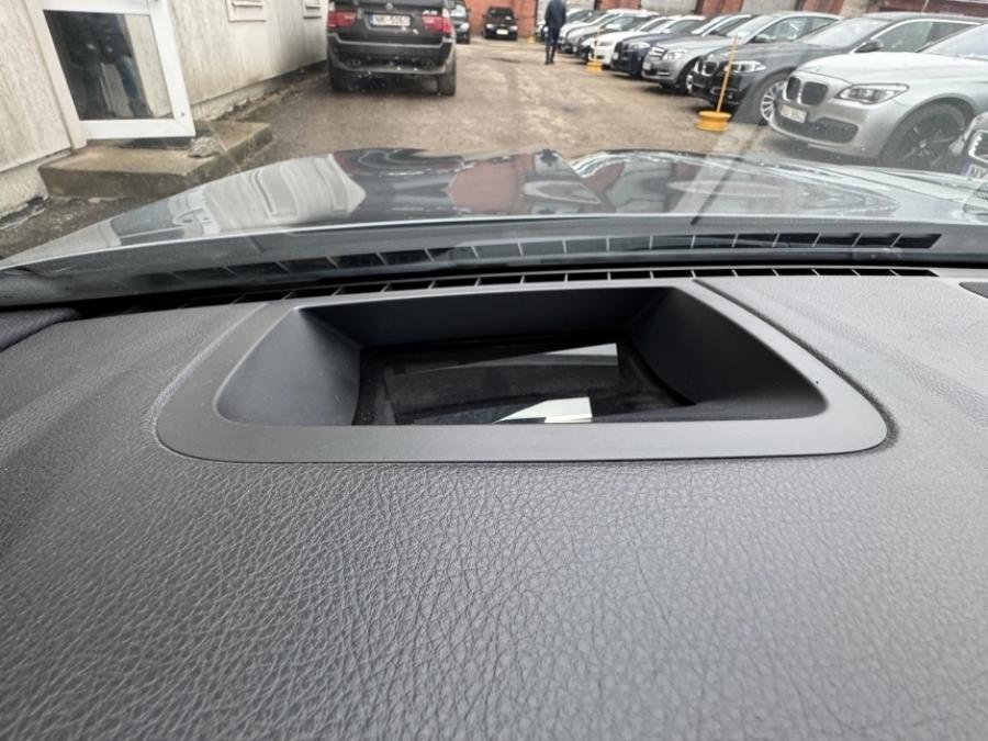 Pelēks BMW 525 2011 Rīga, ar dzinēja tilpumu 3.00 L un nobraukumu 240 tūkst. km par 13000 €, foto 10 vietnē AUTOMOTO.COM.LV