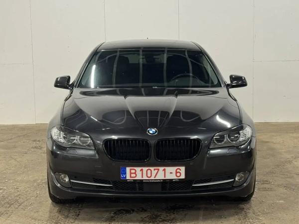Pelēks BMW 525 2011 Jūrmala, ar dzinēja tilpumu 3.00 L un nobraukumu 324 tūkst. km par 7995 €, foto 3 vietnē AUTOMOTO.COM.LV