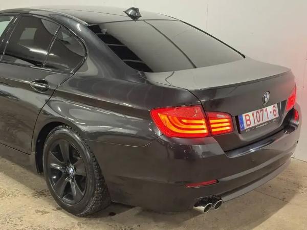 Pelēks BMW 525 2011 Jūrmala, ar dzinēja tilpumu 3.00 L un nobraukumu 324 tūkst. km par 7995 €, foto 6 vietnē AUTOMOTO.COM.LV