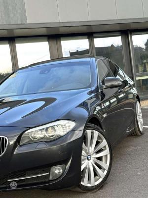 Grey BMW 525 2011 in Kaunas, with an engine capacity of 2.99 L and mileage of 274 thousand km for 7500 €, photo 6 on AUTOMOTO.COM.LV