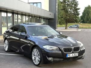 Grey BMW 525 2011 in Kaunas, with an engine capacity of 2.99 L and mileage of 274 thousand km for 7500 €, photo 12 on AUTOMOTO.COM.LV