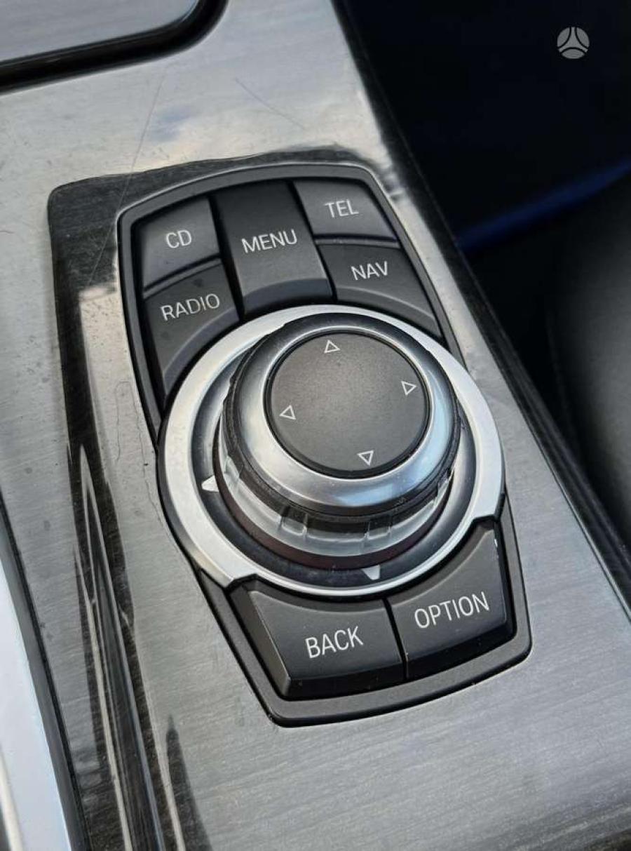 Grey BMW 525 2011 in Kaunas, with an engine capacity of 2.99 L and mileage of 274 thousand km for 7500 €, photo 23 on AUTOMOTO.COM.LV