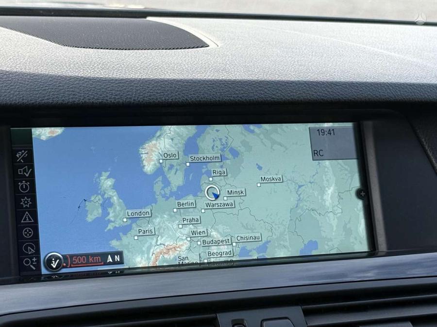 Grey BMW 525 2011 in Kaunas, with an engine capacity of 2.99 L and mileage of 274 thousand km for 7500 €, photo 30 on AUTOMOTO.COM.LV