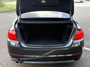 Grey BMW 525 2011 in Kaunas, with an engine capacity of 2.99 L and mileage of 274 thousand km for 7500 €, photo 39 on AUTOMOTO.COM.LV