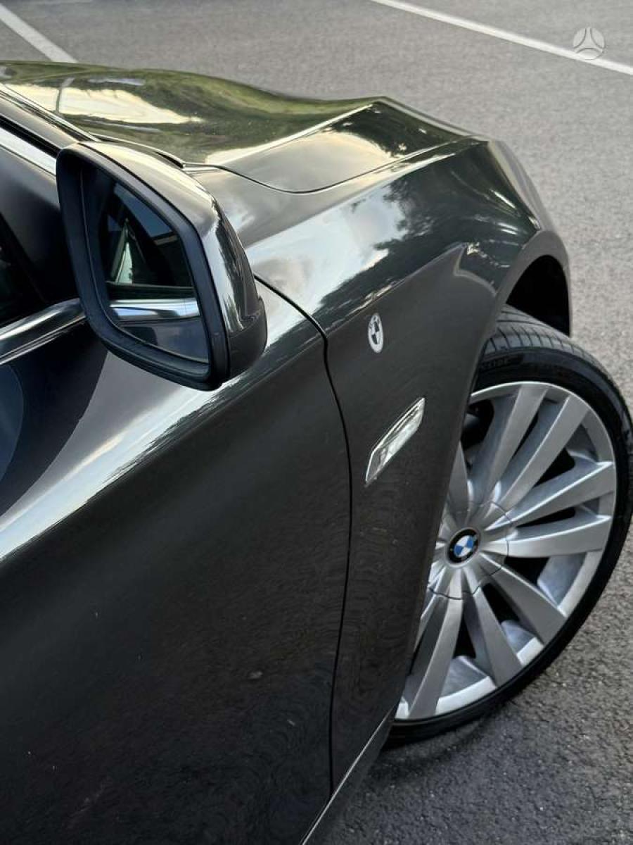 Grey BMW 525 2011 in Kaunas, with an engine capacity of 2.99 L and mileage of 274 thousand km for 7500 €, photo 42 on AUTOMOTO.COM.LV