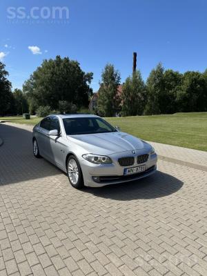 Серый БМВ 525 2011 в Лимбажи, объемом двигателя 3.00 л и пробегом 325 тыс. км за 9800 €, фото  на AUTOMOTO.COM.LV