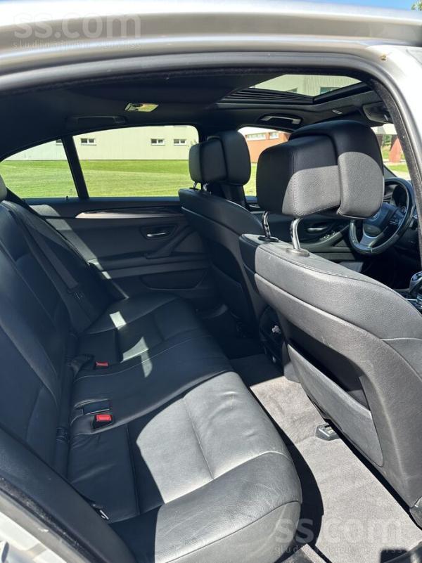 Grey BMW 525 2011 in Limbazi, with an engine capacity of 3.00 L and mileage of 325 thousand km for 9800 €, photo 6 on AUTOMOTO.COM.LV