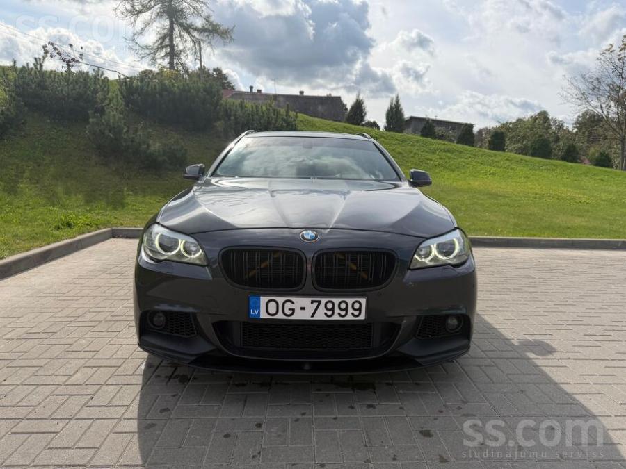 Grey BMW 525 2011 in Rezekne, with an engine capacity of 3.00 L and mileage of 376 thousand km for 10500 €, photo 1 on AUTOMOTO.COM.LV