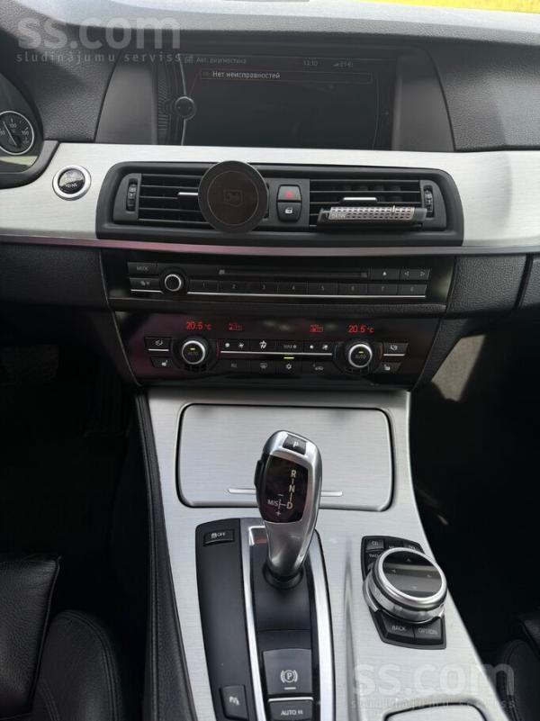 Grey BMW 525 2011 in Rezekne, with an engine capacity of 3.00 L and mileage of 376 thousand km for 10500 €, photo 11 on AUTOMOTO.COM.LV